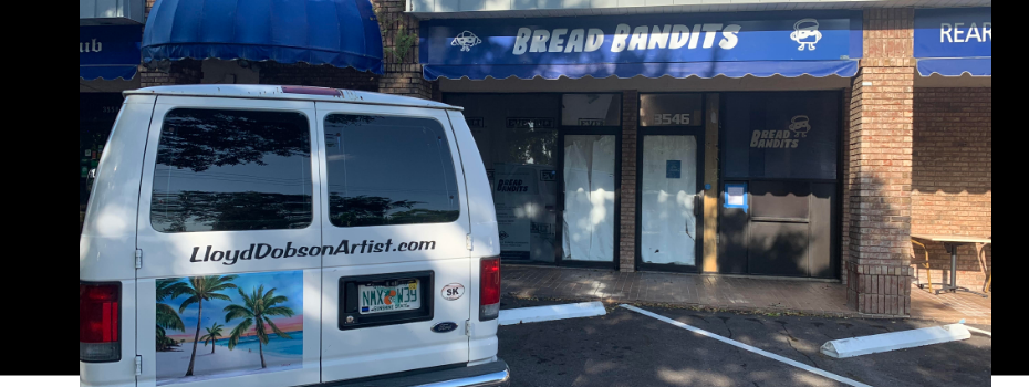 Lloyd Dobson Artist – Helping To Make Art Fun & Happy For Everyone